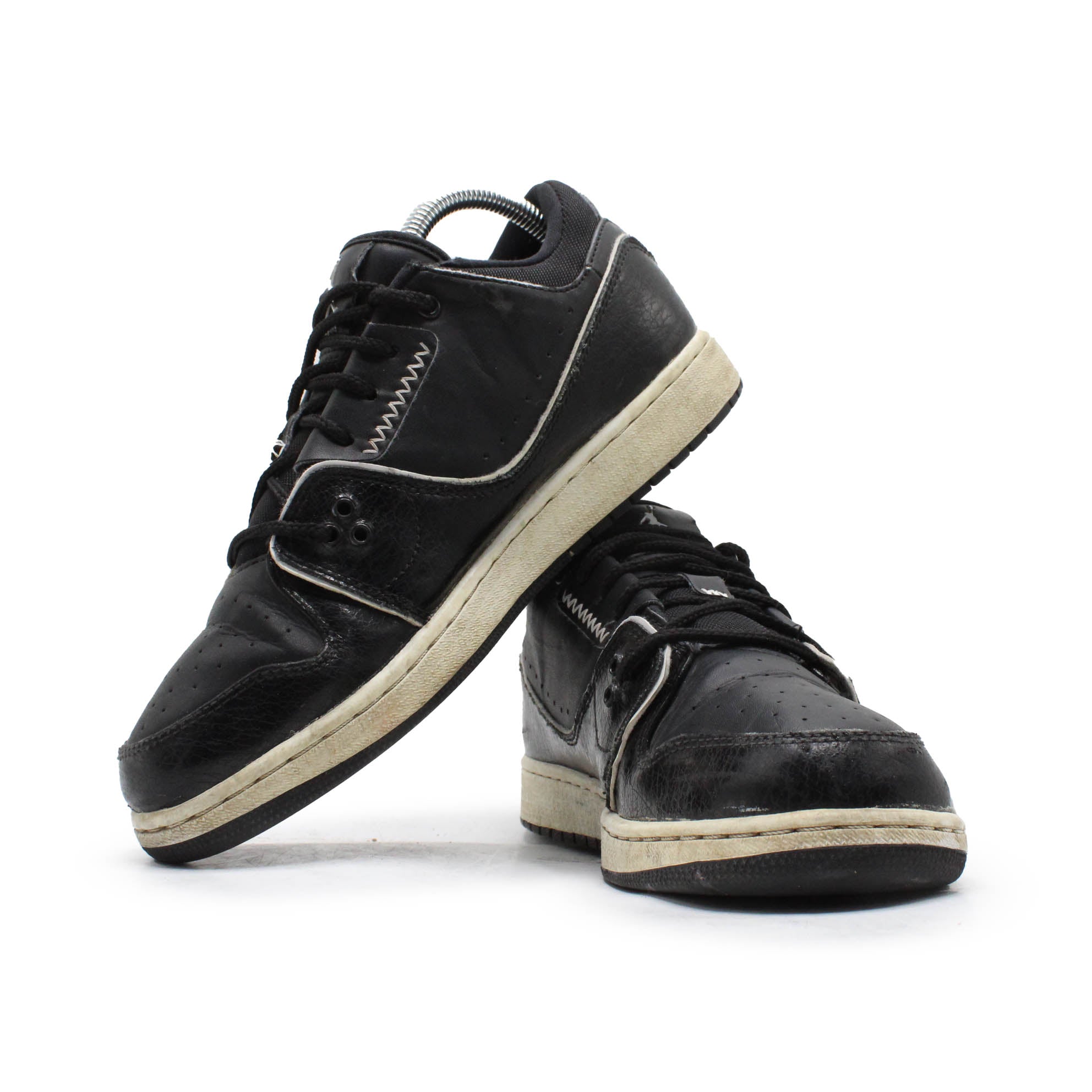 Swag Kicks | Pre-Loved Original Branded Shoes in Pakistan – SWAG KICKS