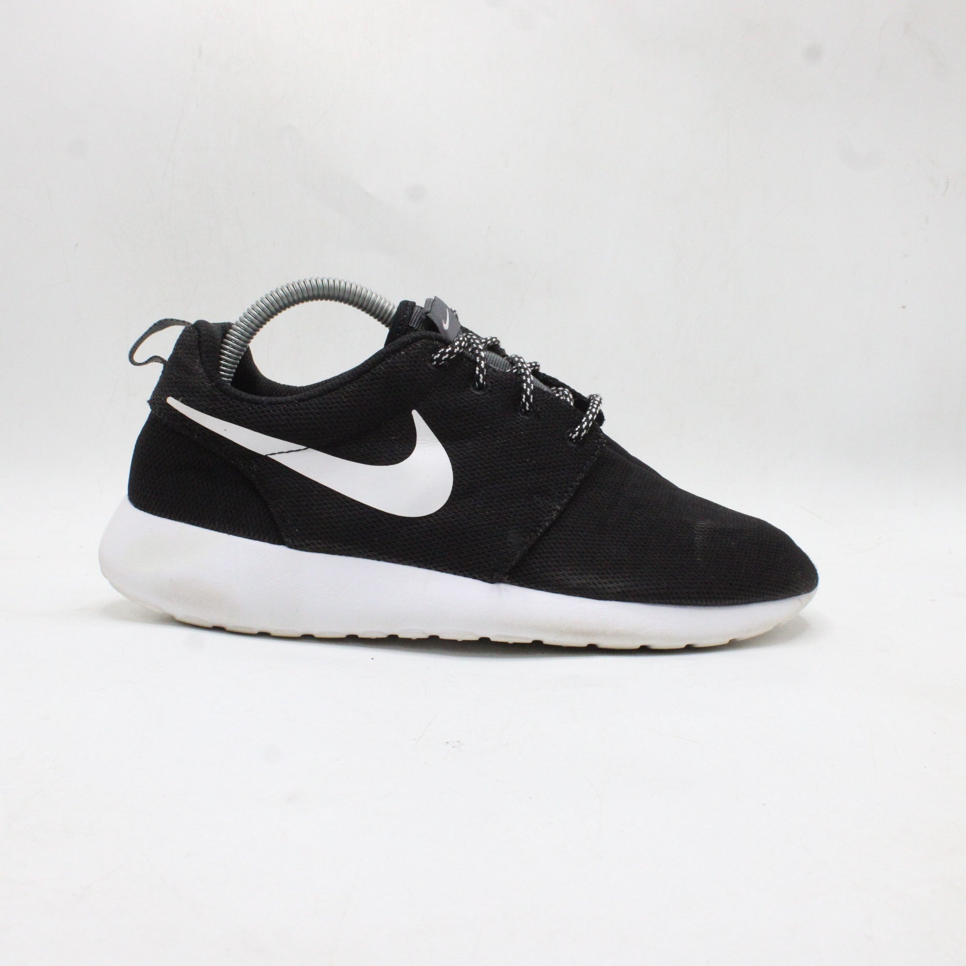 Swag Kicks | Pre-Loved Original Branded Shoes in Pakistan – SWAG KICKS