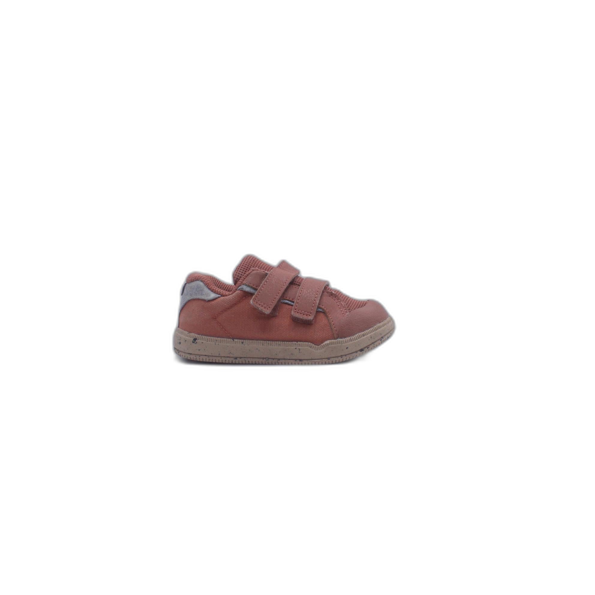 IU Kids Sneaker – SWAG KICKS