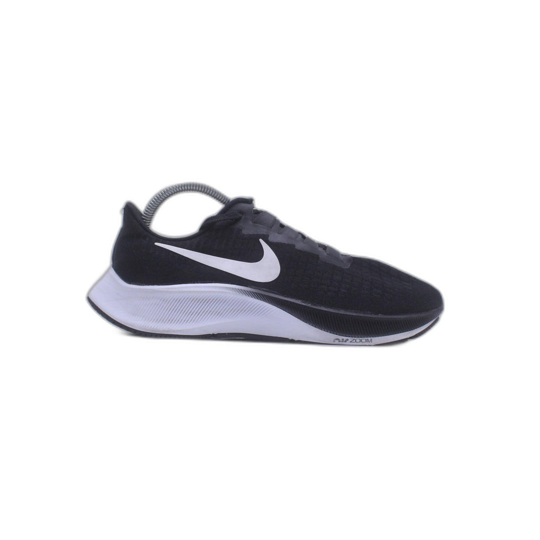 Pre-Loved Shoes | Used Nike Shoes Online in Pakistan – SWAG KICKS