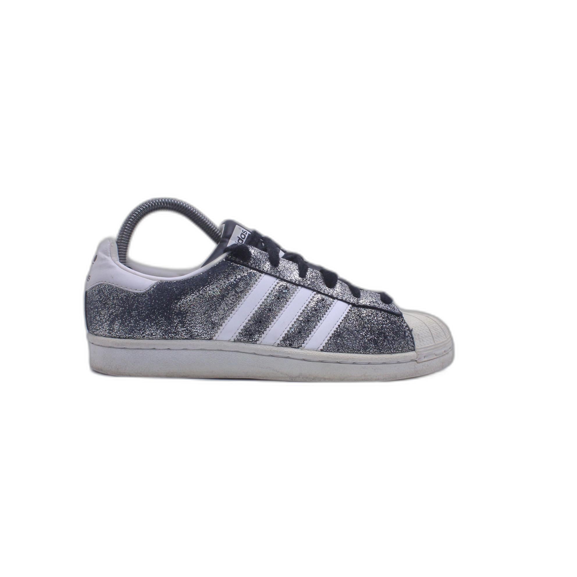 Adidas Originals Pro Model J Basketball Shoe – SWAG KICKS