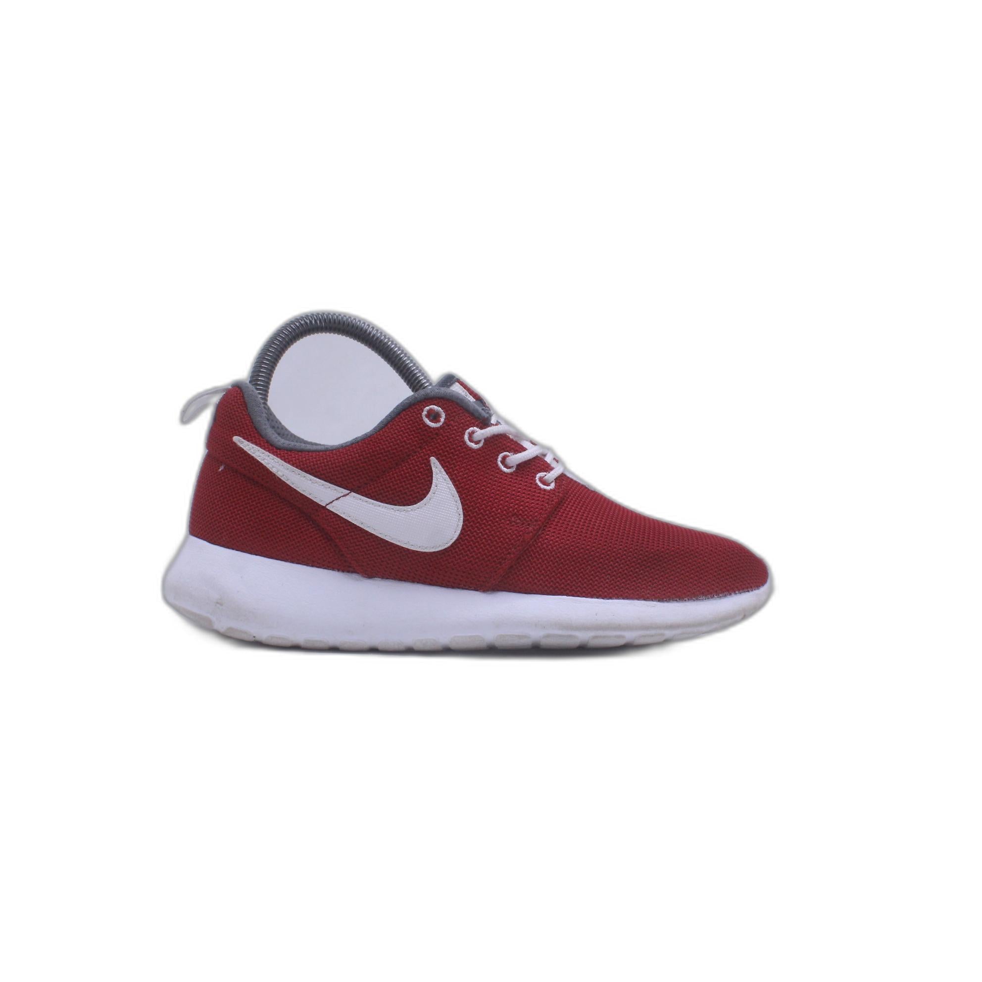 Nike Roshe One Red Running Shoe – SWAG KICKS